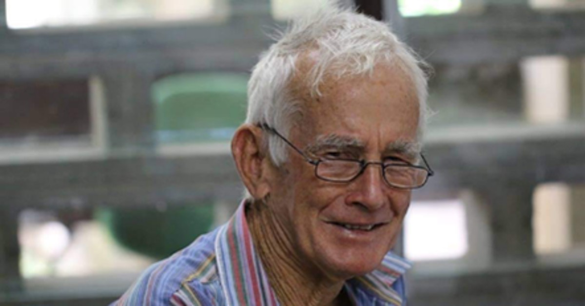 Hugh Davis obituary; The father of PNG geology